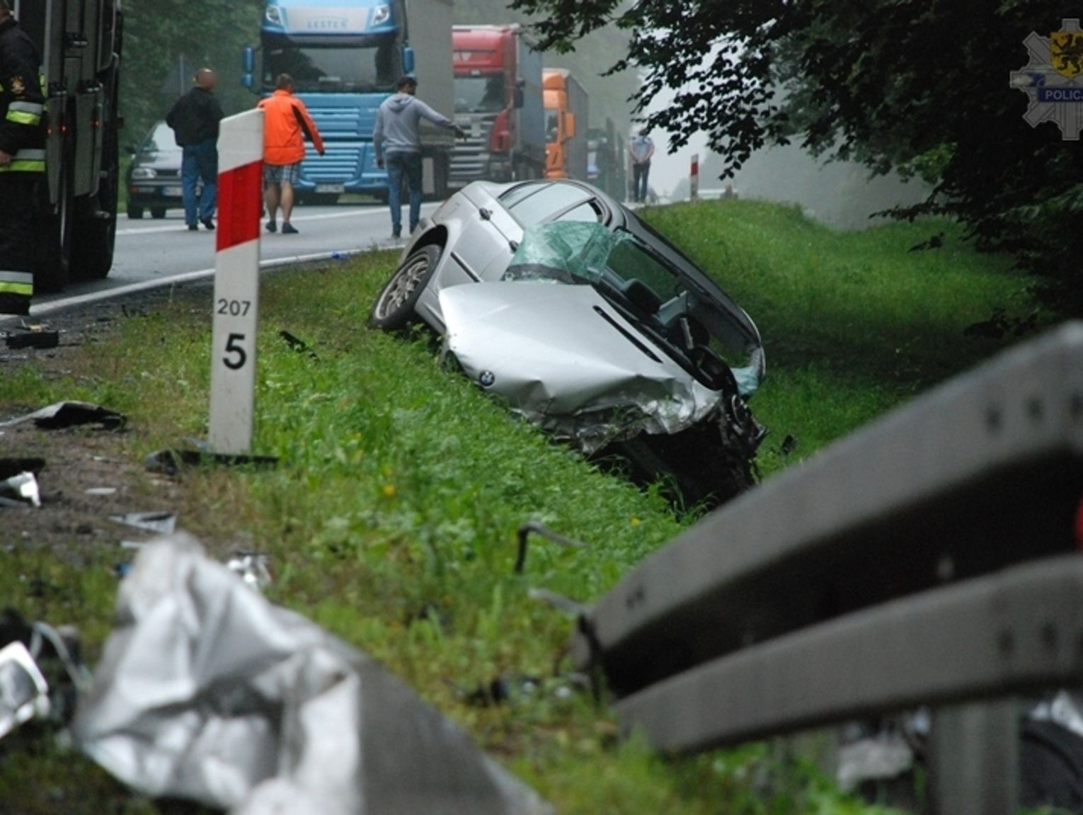 Czołowe zderzenie BMW z tirem na DK22 Czołowe zderzenie BMW z tirem na DK22