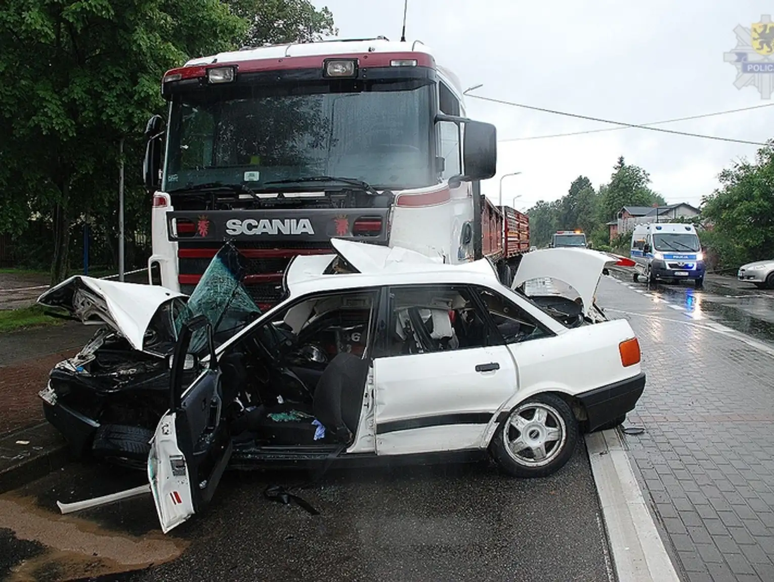 Tragiczny wypadek w Bytowie. Zginął kierowca audi Tragiczny wypadek w Bytowie. Zginął kierowca audi